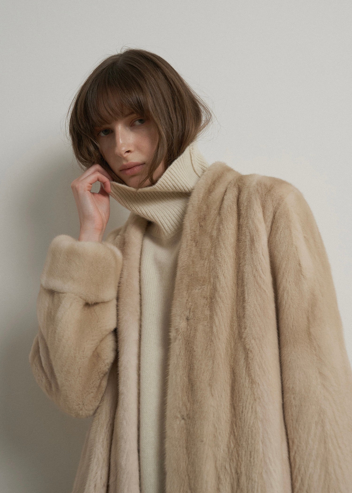 [PRE-ORDER] ELBORN | Kenneth Mink Robe Coat (Palomino) Expected ship t ...